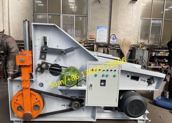 Waste Garment Cutting Machine